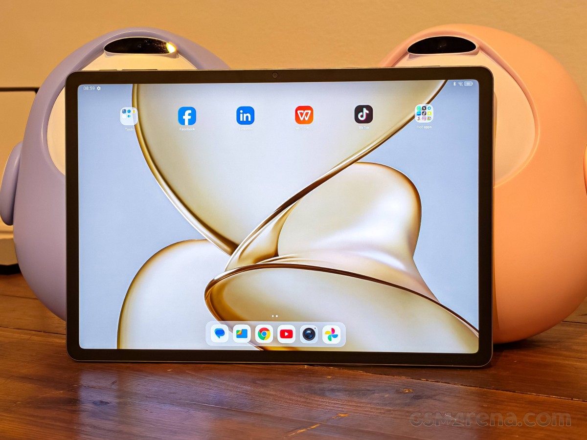 TCL Tab A1 Plus Packs a 12.2-Inch 120Hz Screen and AI Into a Budget Tablet